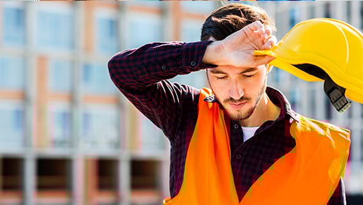 Gut geschützt bei großer Hitze – auf der Baustelle und im Büro